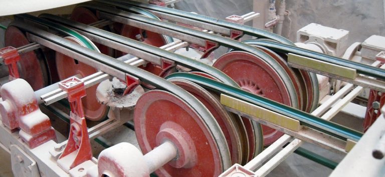 VaR Profile Belts: Industrial Solutions - Volta Belting